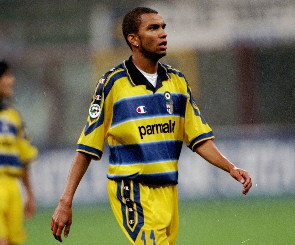 Amoroso, um dos grandes artilheiros da Serie A nos anos 1990 - Calciopédia