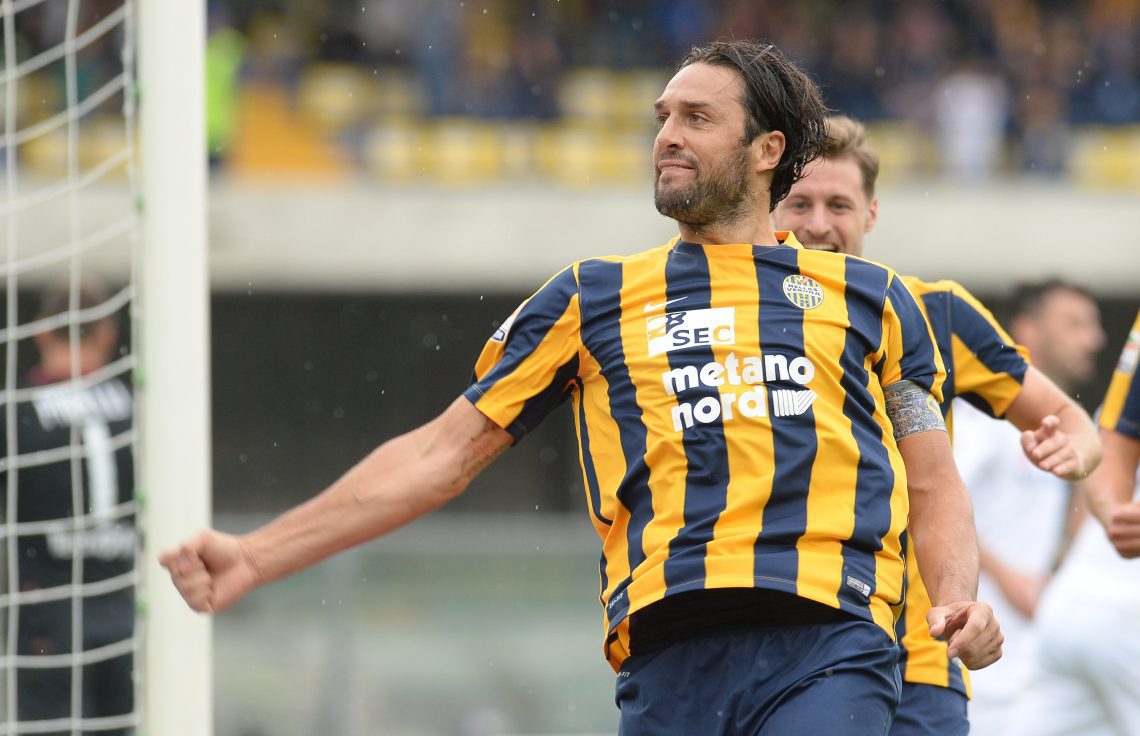 Mestre da grande área, Luca Toni foi campeão mundial e acumulou marcas ...