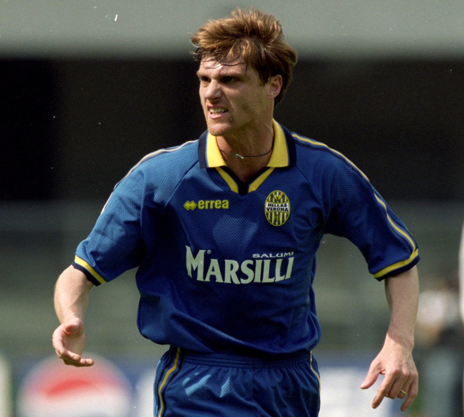 Pelo Parma, Luigi Apolloni se tornou um dos melhores zagueiros da ...