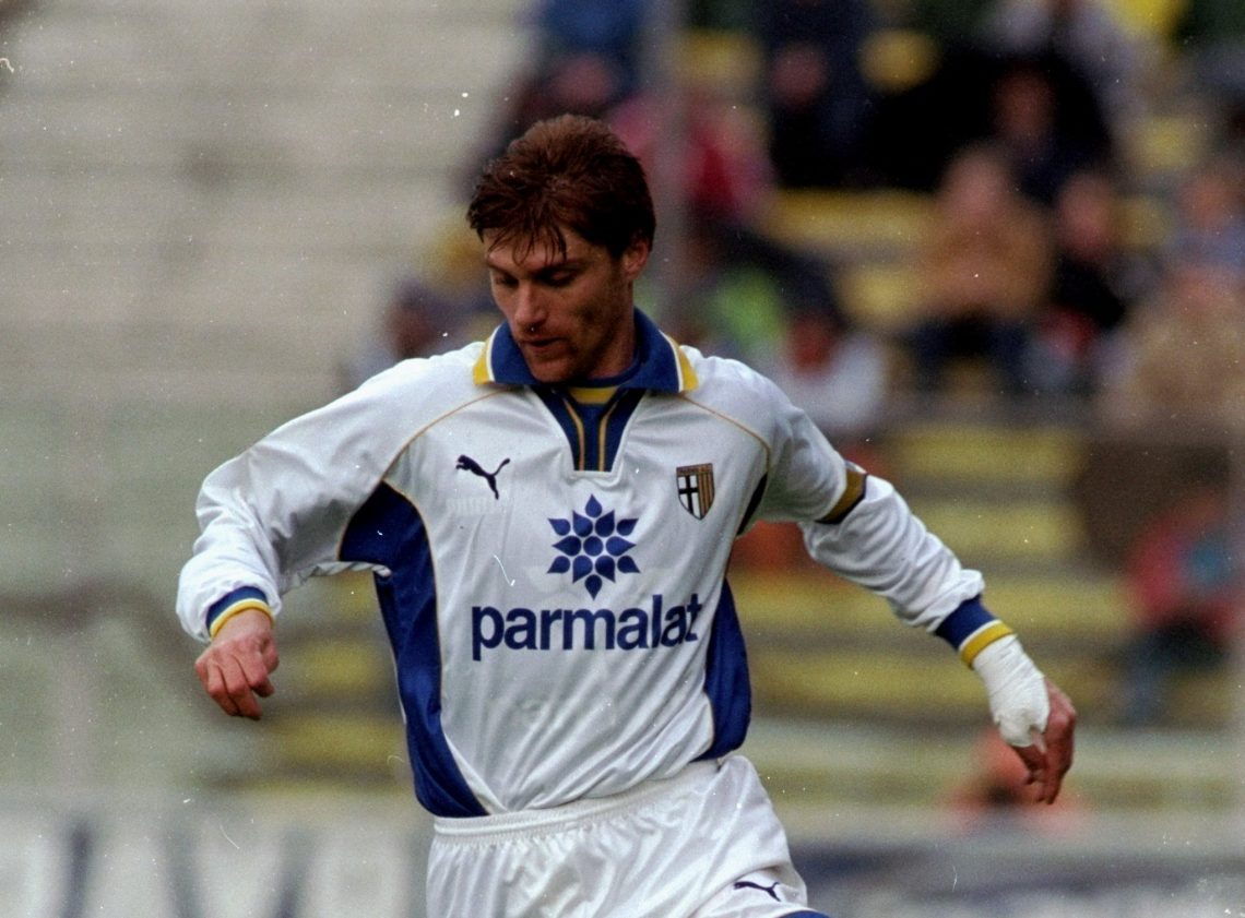 Pelo Parma, Luigi Apolloni se tornou um dos melhores zagueiros da ...