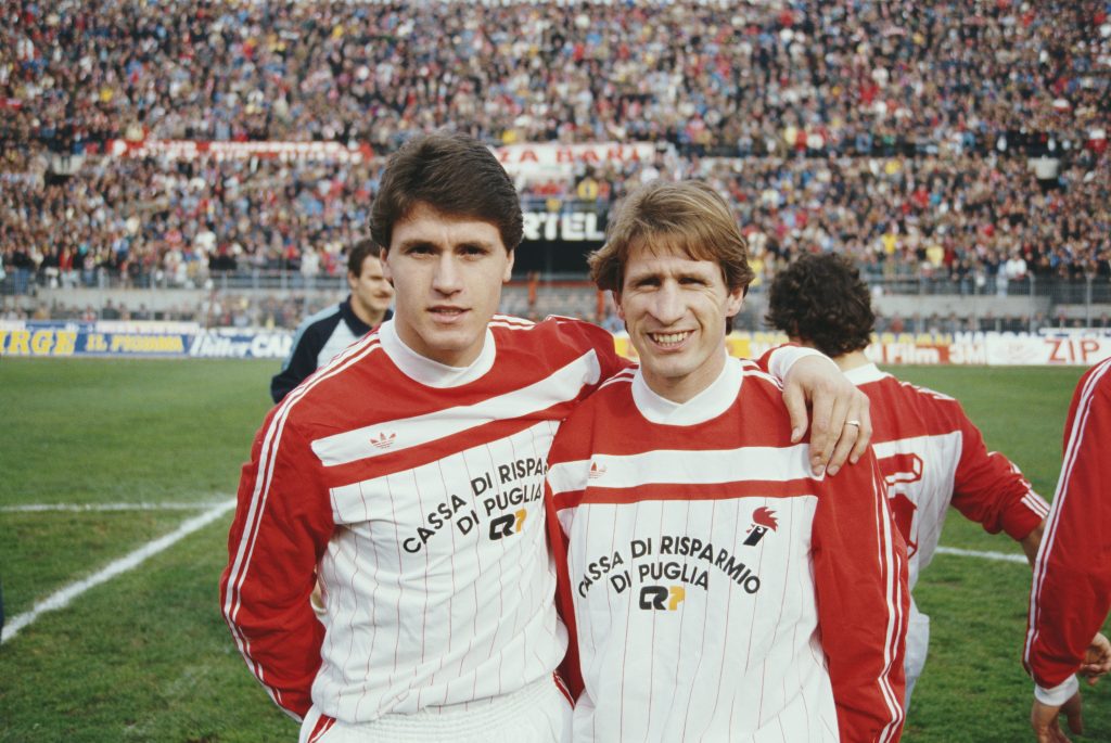 Gordon Cowans e Paul Rideout formaram o 'Bari dos ingleses' - Calciopédia