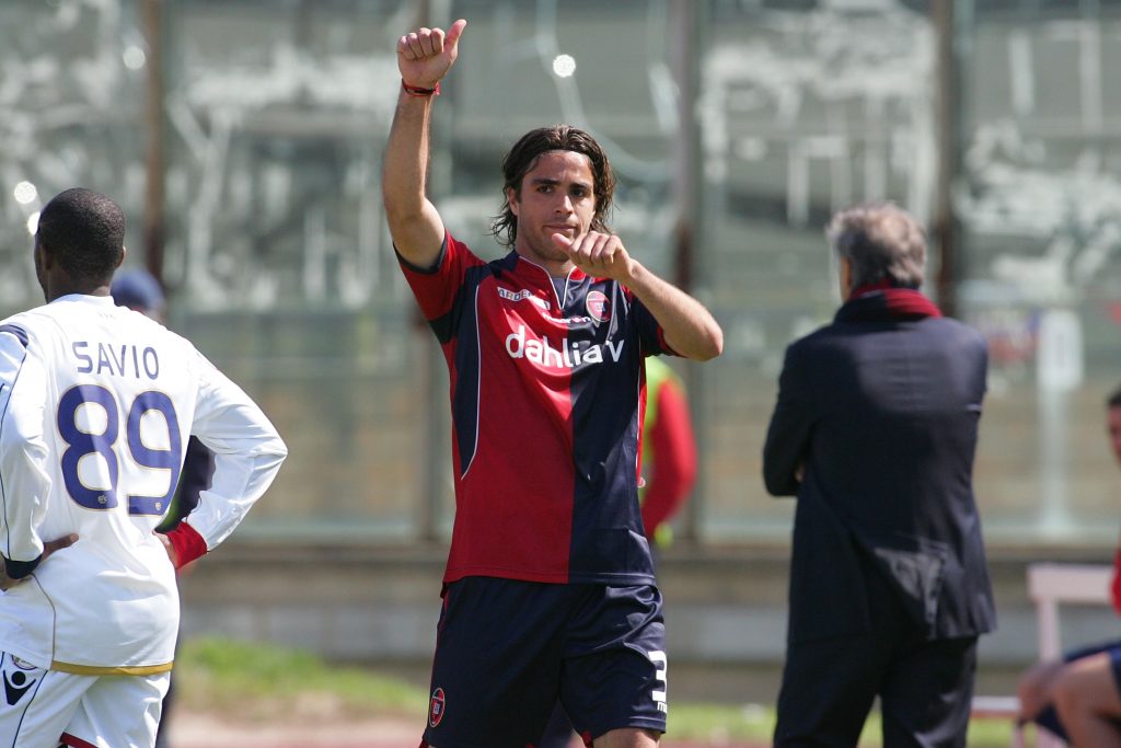 Alessandro Matri foi eficaz no Cagliari, mas não manteve a regularidade ...
