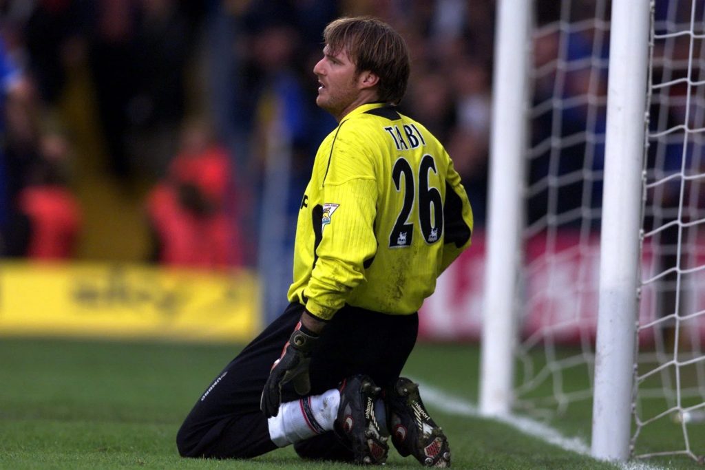 O goleiro Massimo Taibi foi além de falhas na Inglaterra e construiu ...