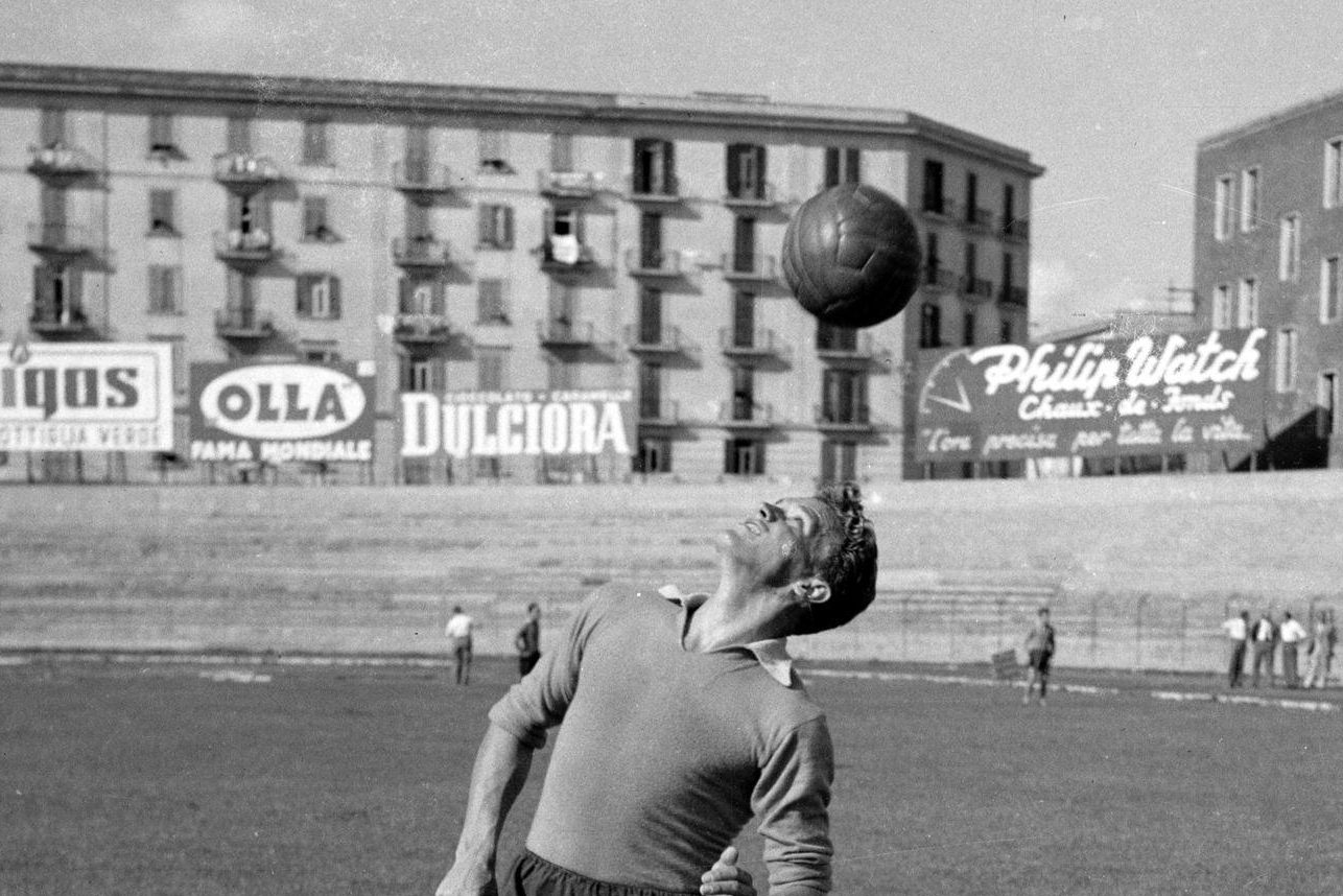 Hasse Jeppson protagonizou transação histórica e encantou a Itália com ...