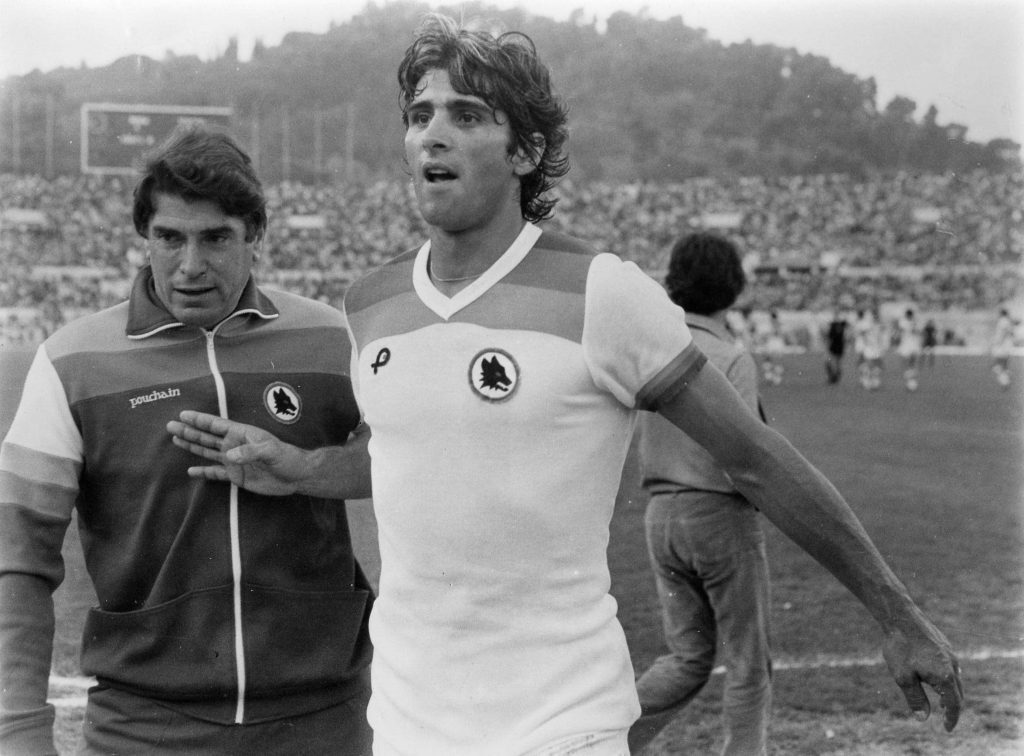 O zagueiro Maurizio Turone teve carreira marcada por lance polêmico ...