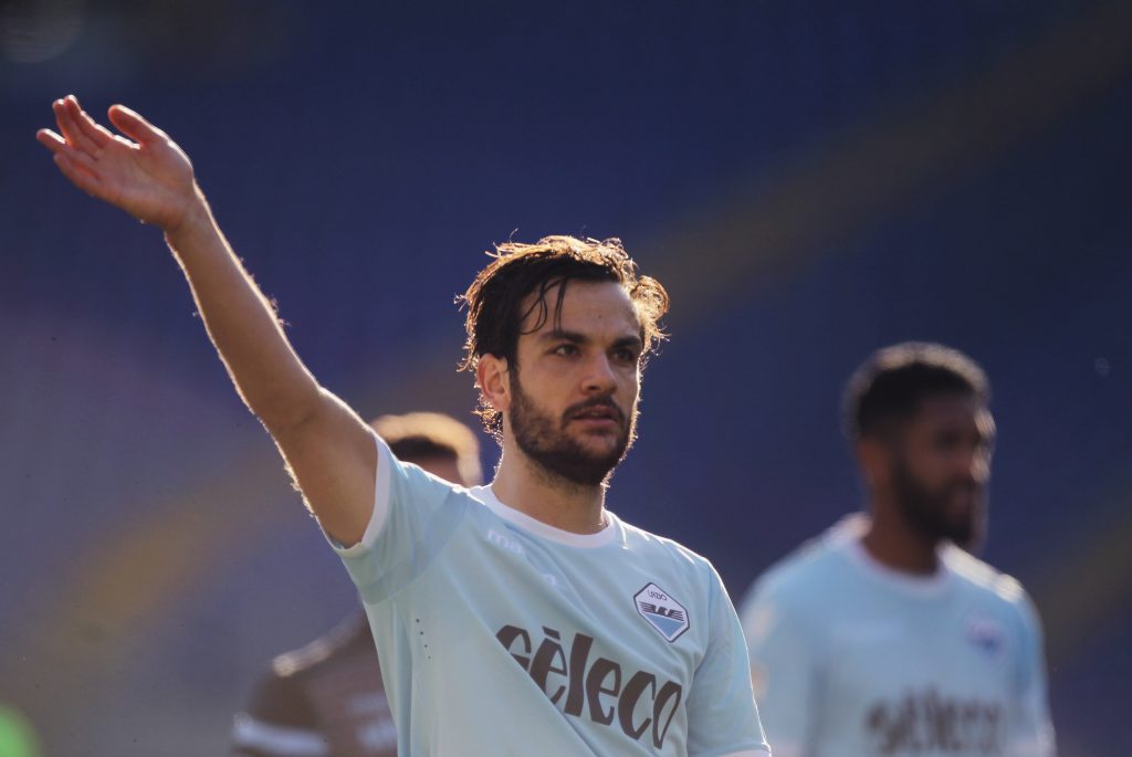 O polivalente Marco Parolo desabrochou tarde e se consolidou na Lazio ...