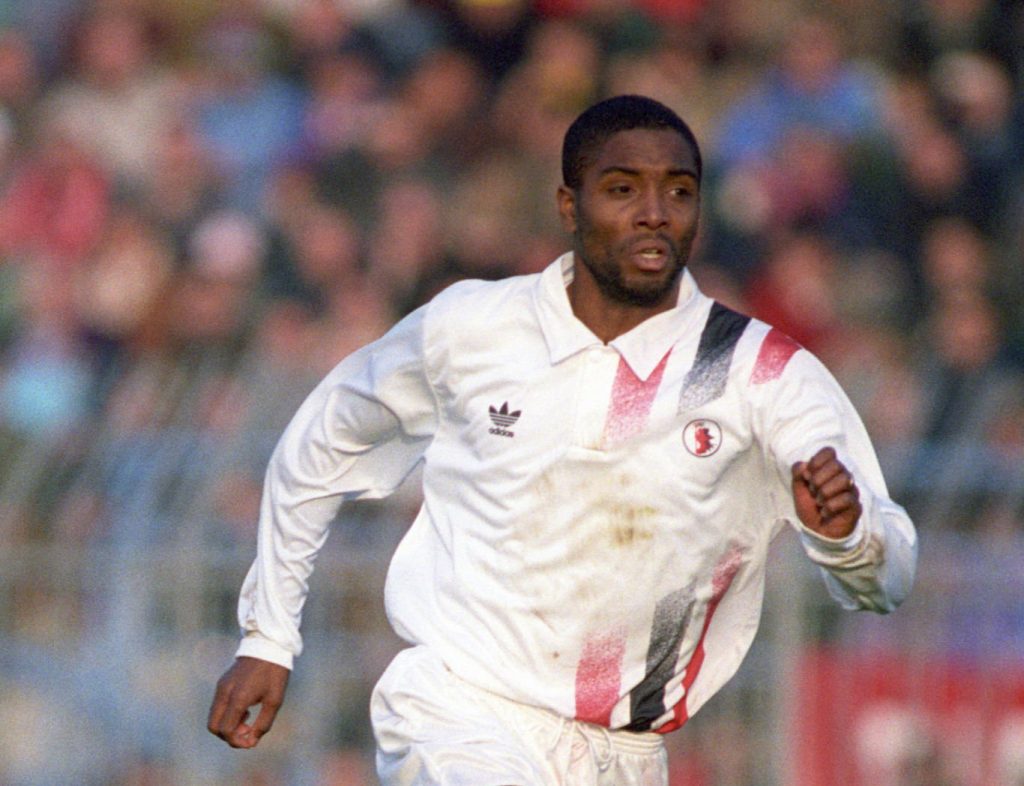 O holandês Bryan Roy conseguiu ser artilheiro no "Foggia dos milagres ...